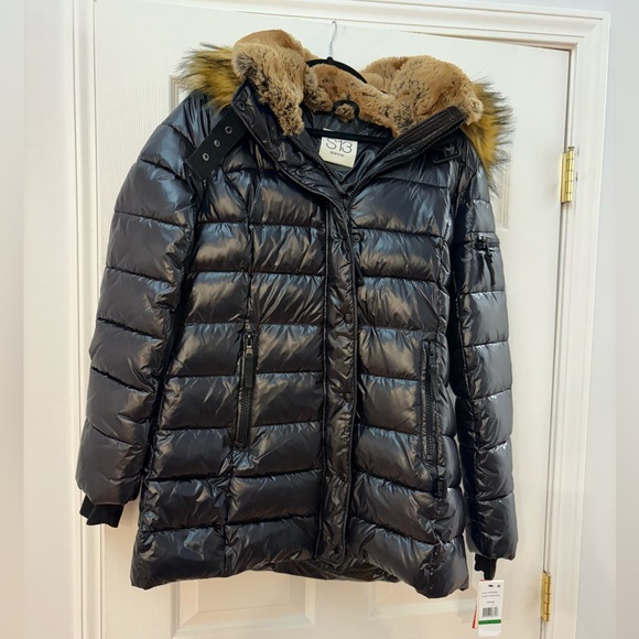 S13 | Jackets & Coats | S3 Stylish Black Puffer Jacket With Faux Fur ...